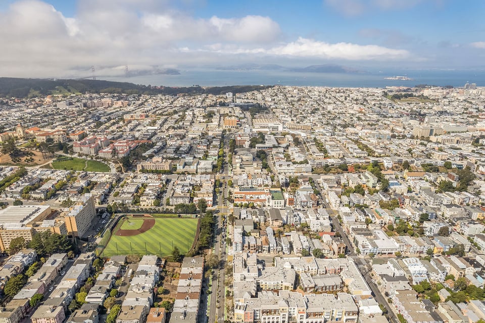 SF Apartment Building Market Report | April 2026 | 5+ Units