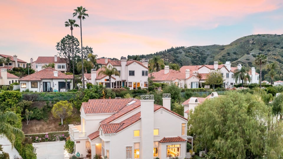 Buyer Demand Surges | Frontgate Real Estate