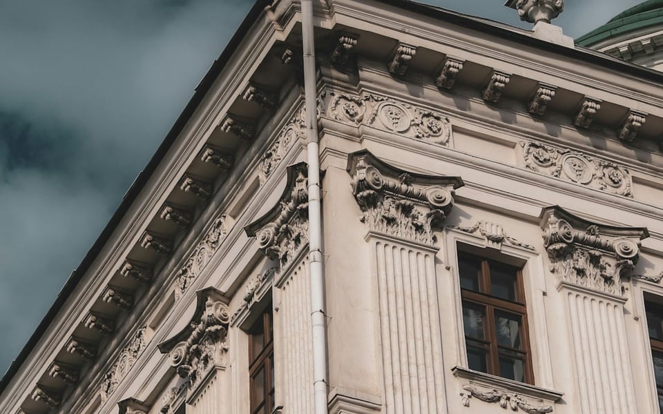 Neoclassicism Aesthetic: Timeless Trend for 2023 | Blog | The Agency ...
