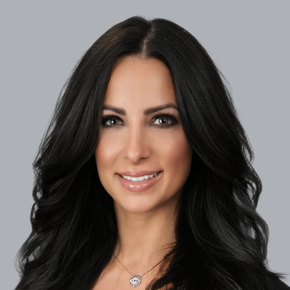 Introducing Debbie Lupo: Your Real Estate Professional