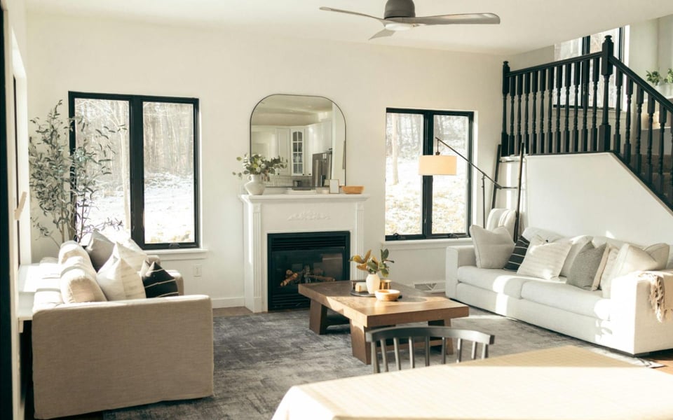How To Strike the Right Balance When Decorating Your New Waterfront ...