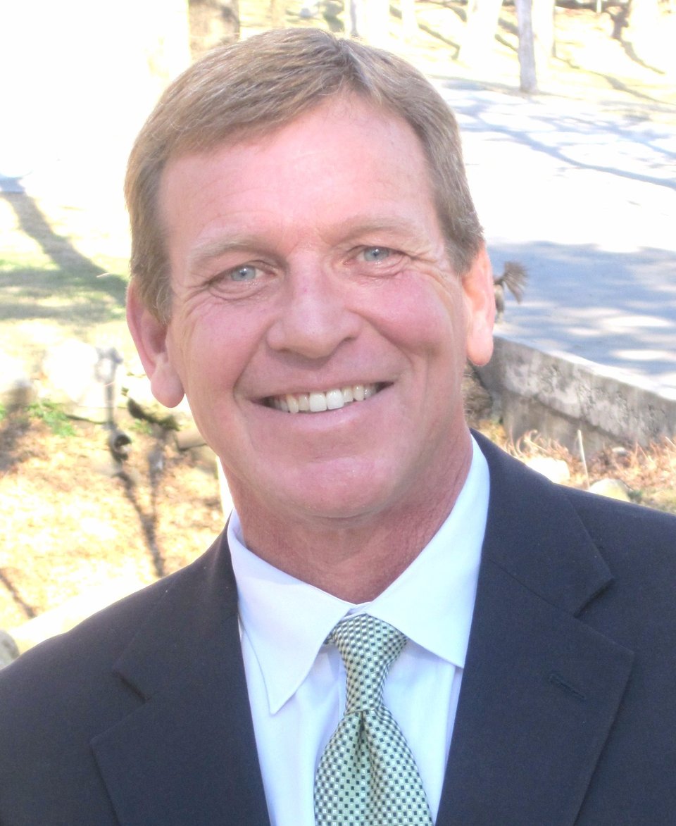 Chuck Henson Real Estate Agent – Broker Associate