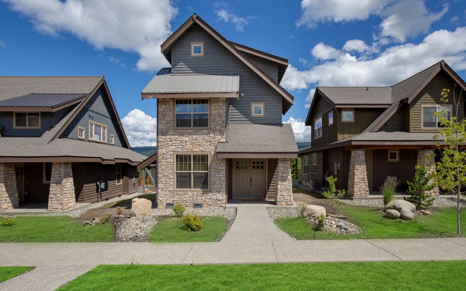 Castle Rock | Neighborhood Guide | Dave Michael Woolever