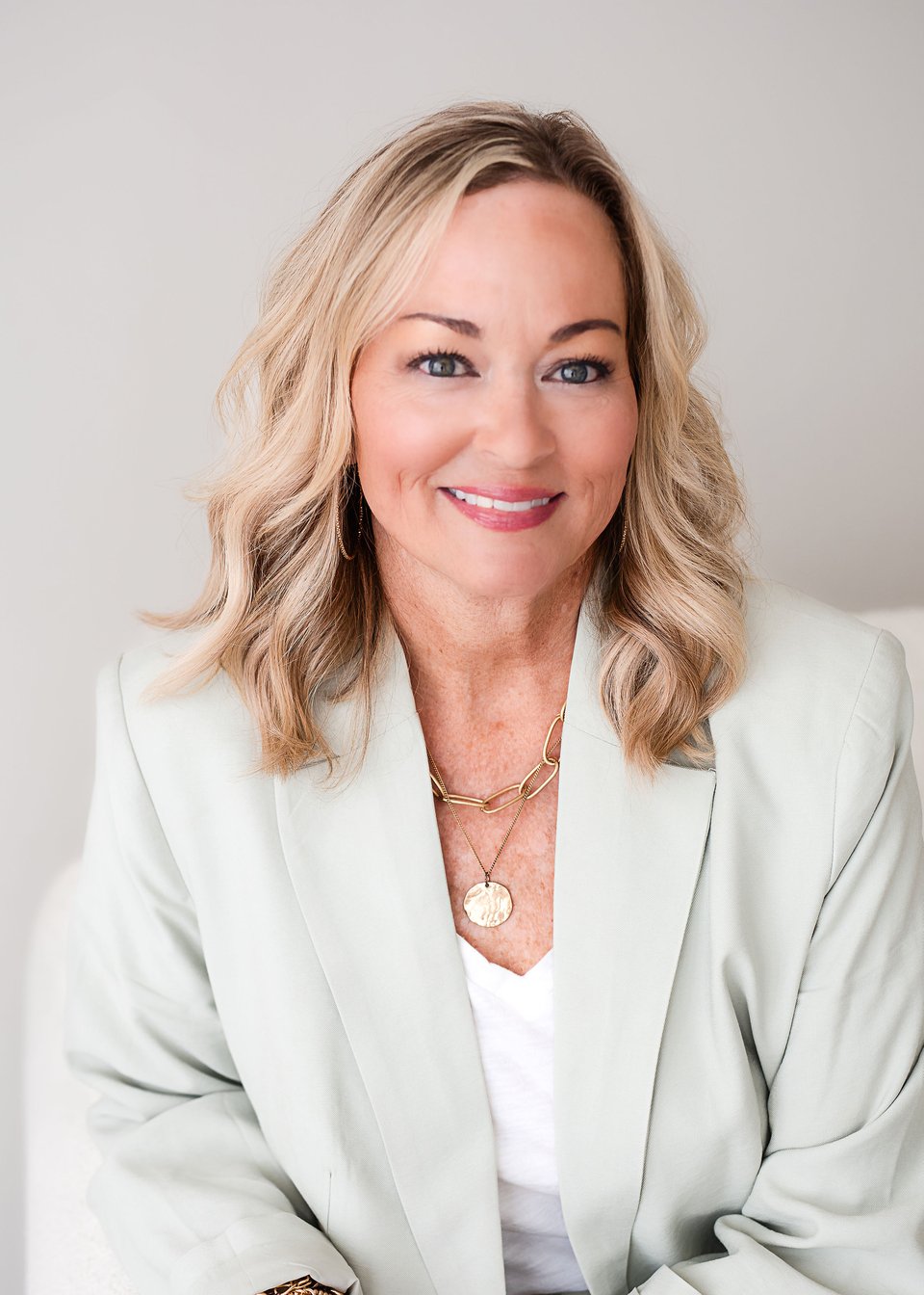 Jennifer Brown: Your Trusted Real Estate Professional