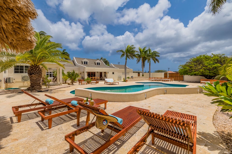 Aruba Real Estate | Real Estate in Aruba | Rooi Koochi Aruba | Makelaar ...