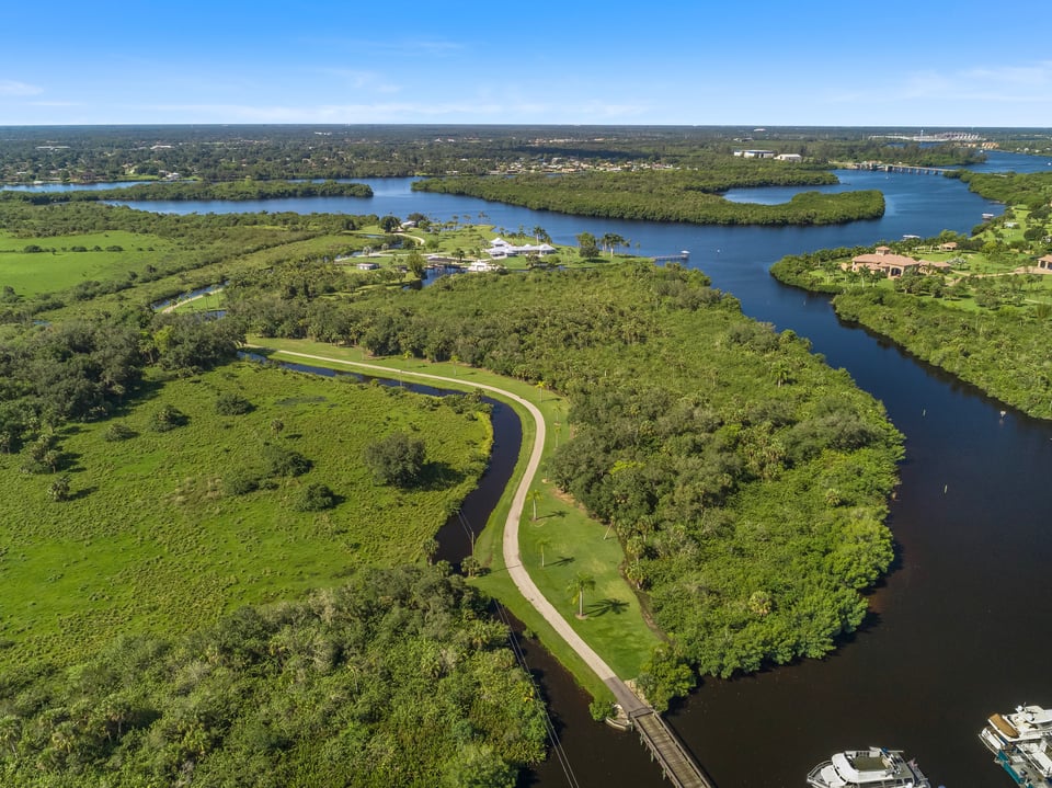 Alva, Florida | Community Guide | McMurray and Members