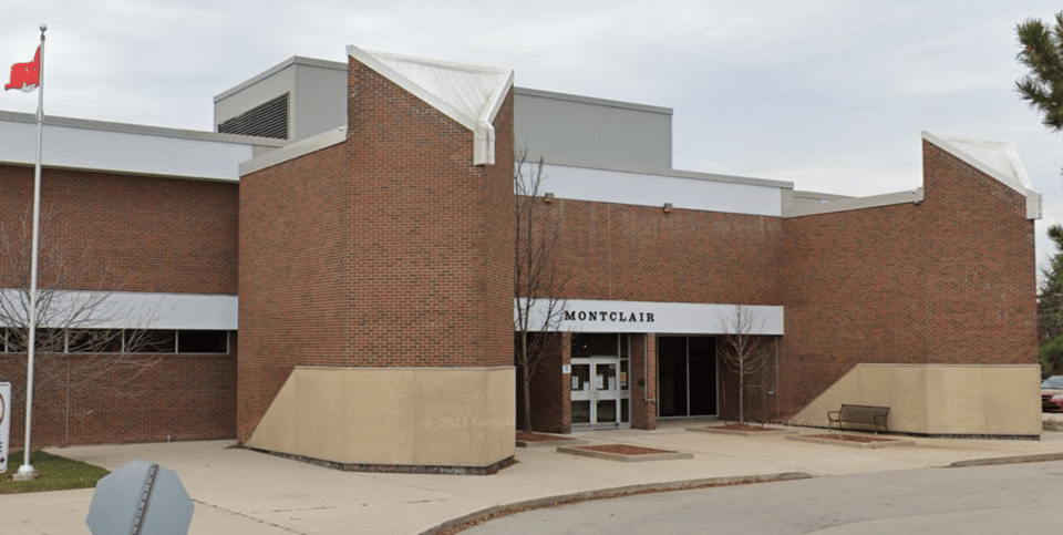 Montclair Public School Oakville - College Park top schools | MARTIN GROUP