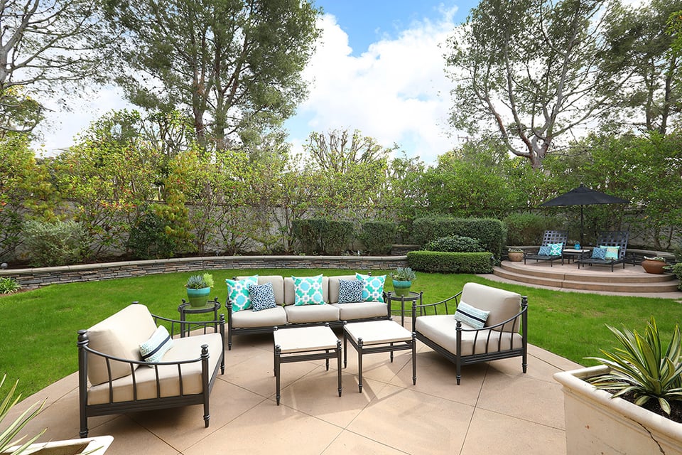 One Ford Road | Community Guide | Laurie Eastman
