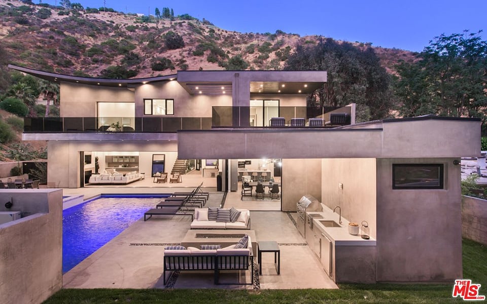 Eminence Infinity | LA Luxuries | Los Angeles Luxury Vacation & Rentals