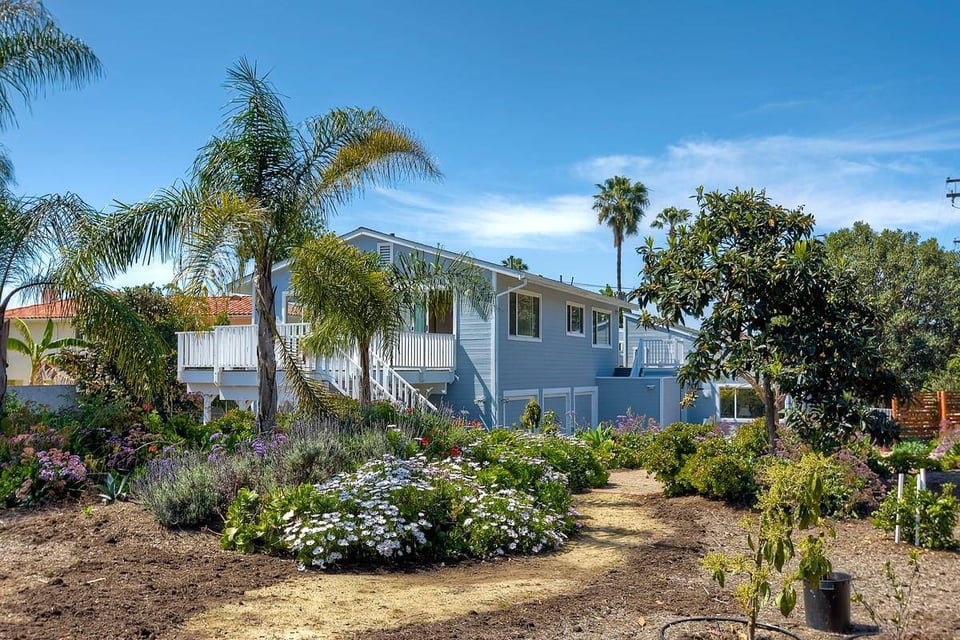 883 Capri Rd | Erin Wade