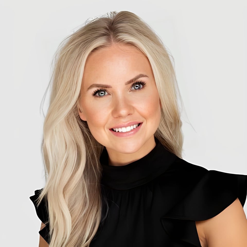 Brittni Beard - Professional Real Estate Agent in Clarksville