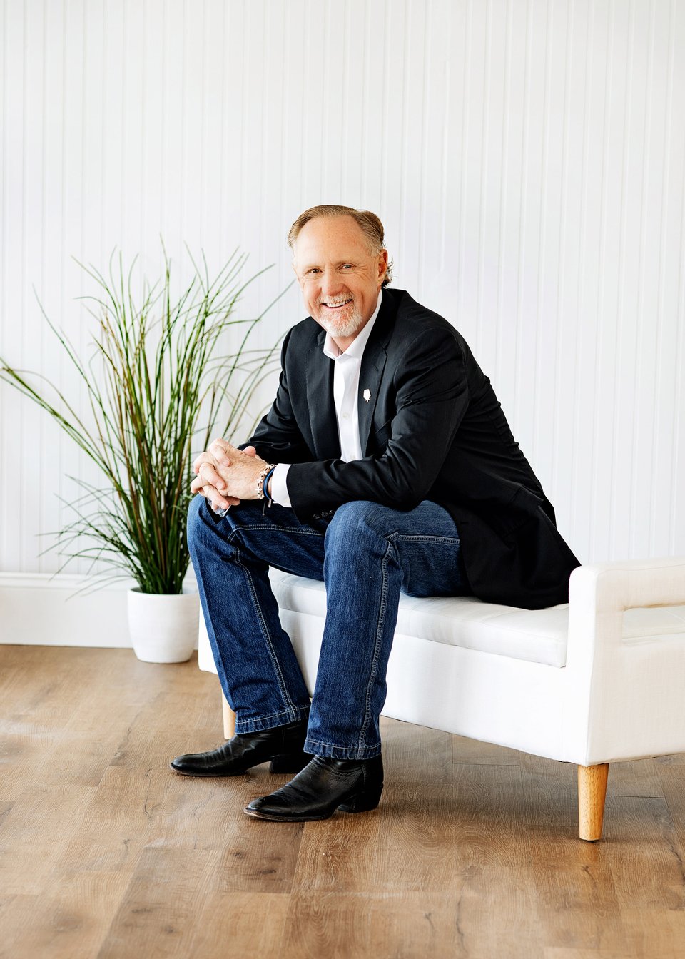 Jamie Adams | Georgie Zang | Jamie Adams | Zang Adams Real Estate ...