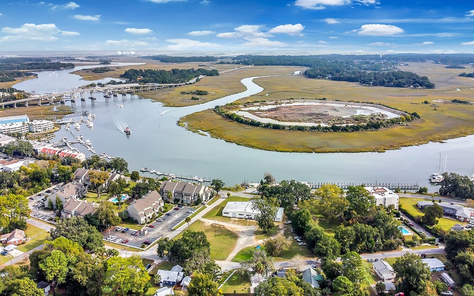 The Islands | Community Guide | The Trisha Cook Team