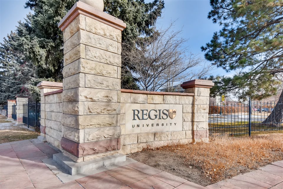 Regis