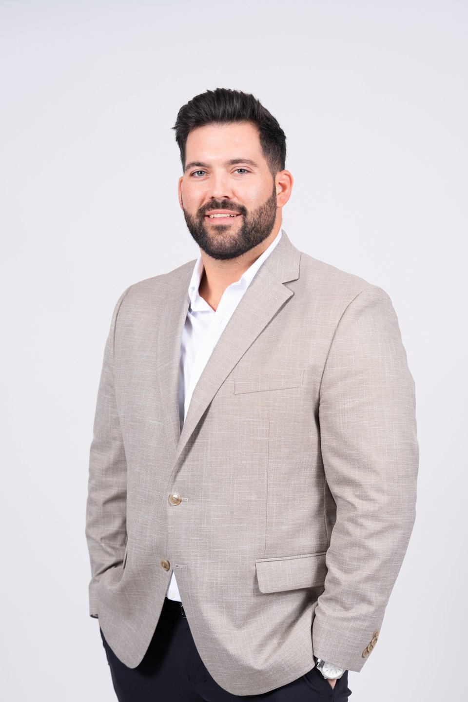 Steven Wrobel Jr. | SERHANT.