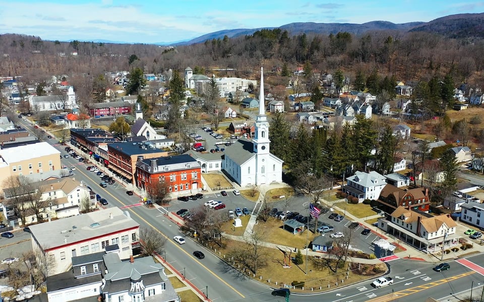 Lee | Community Area Guide | Cameron Volastro