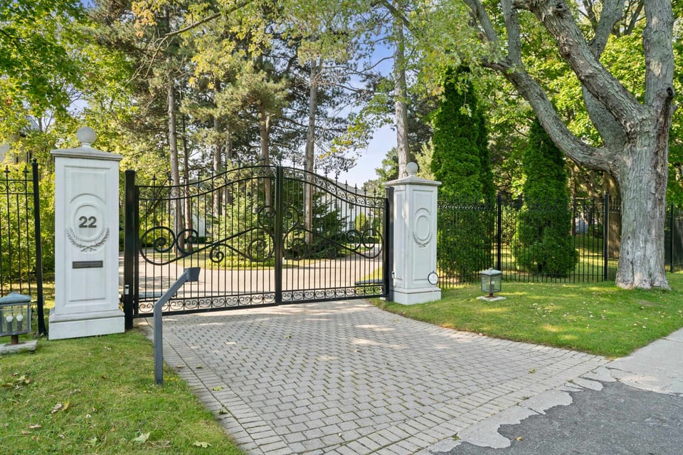 SOLD; An Icon Among Toronto's Finest Estates | Barry Cohen Homes