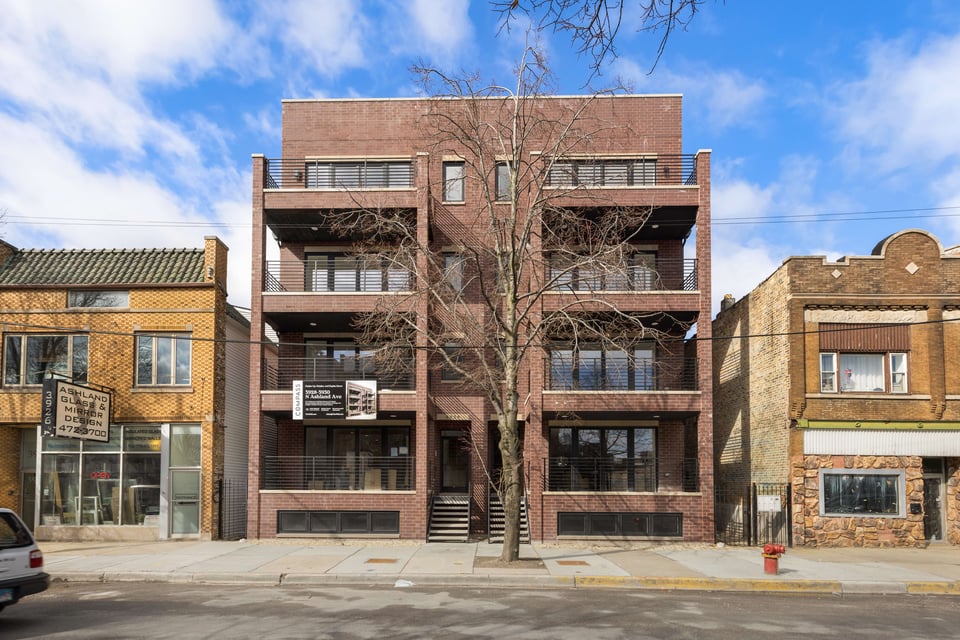 3928-30 N Ashland Ave - Lakeview