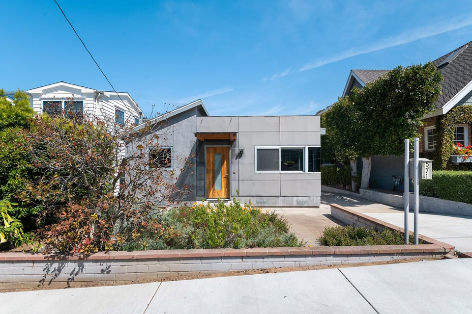 A+ location in the heart of Manhattan Beach Tree Section | Lauren ...