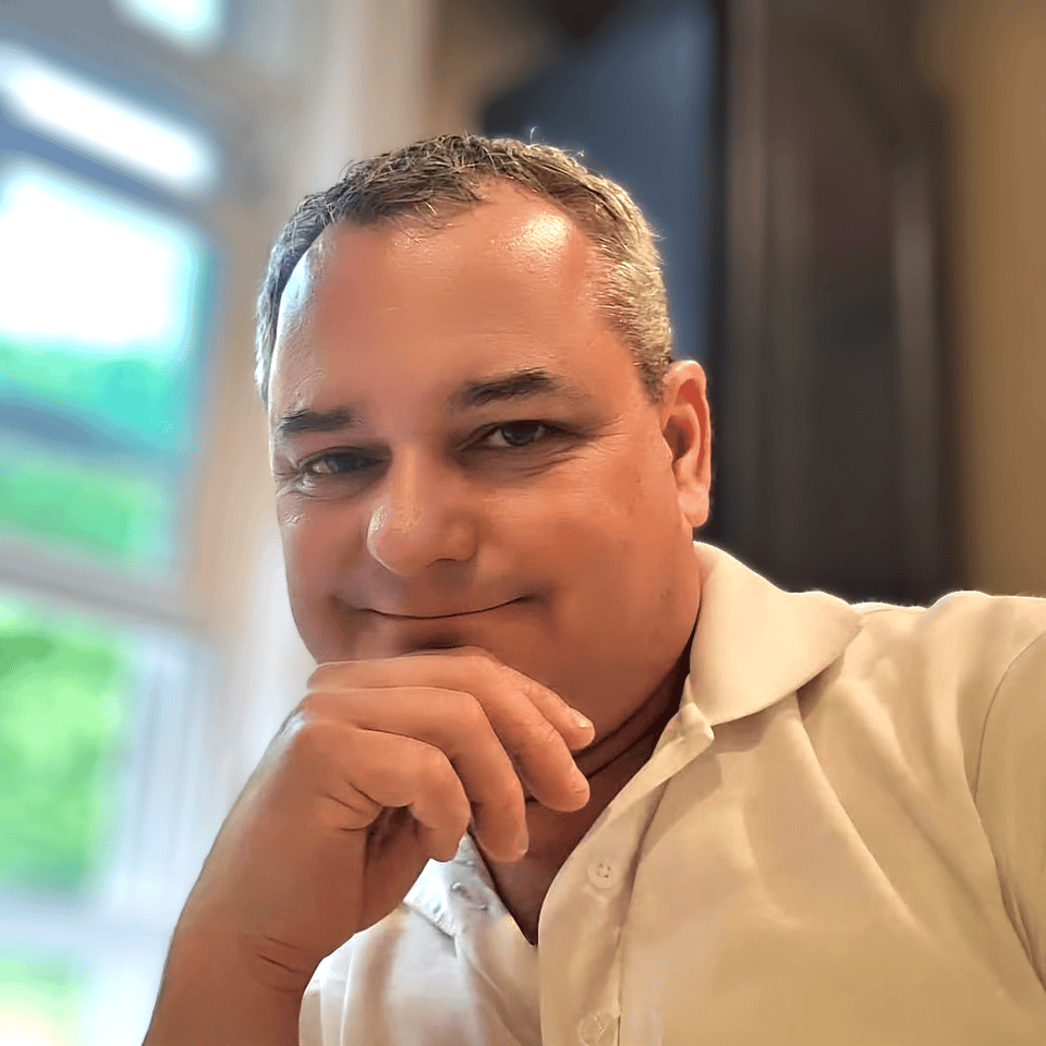 Anthony Rosa: Dedicated Real Estate Agent & Founder