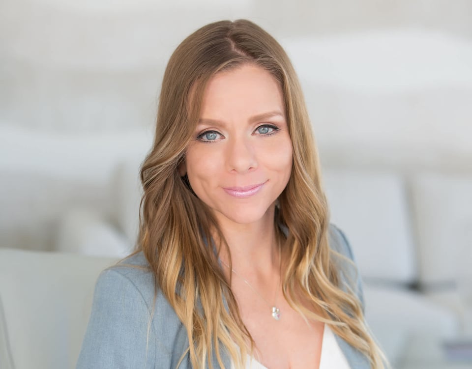 Sarah Thornton | Luxury Real Estate Agent at SERHANT.