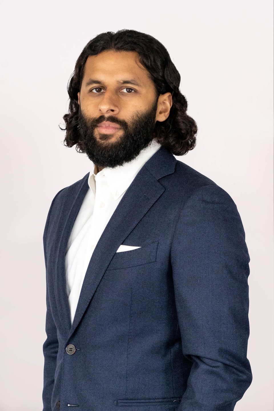 Sunny Raithatha | SERHANT.