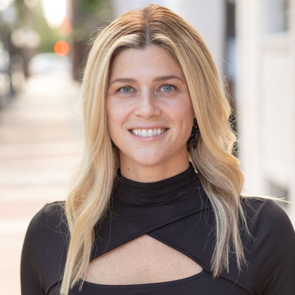 About Jennifer LaPierre