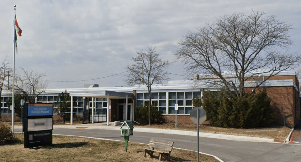 École Élémentaire Patricia-Picknell - Bronte East French School ...