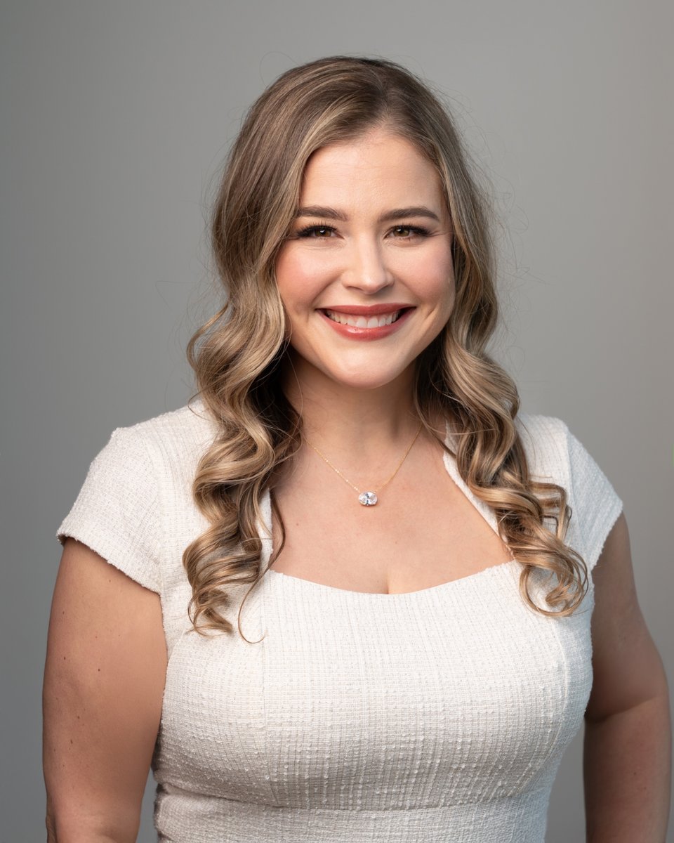 About Kelly Viehbeck