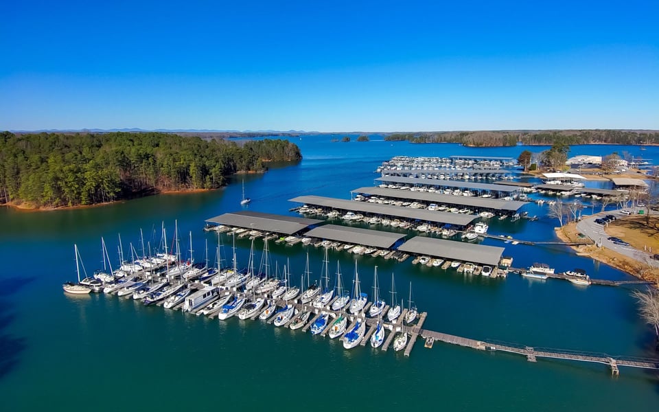 Lake Lanier | Neighborhood Guide