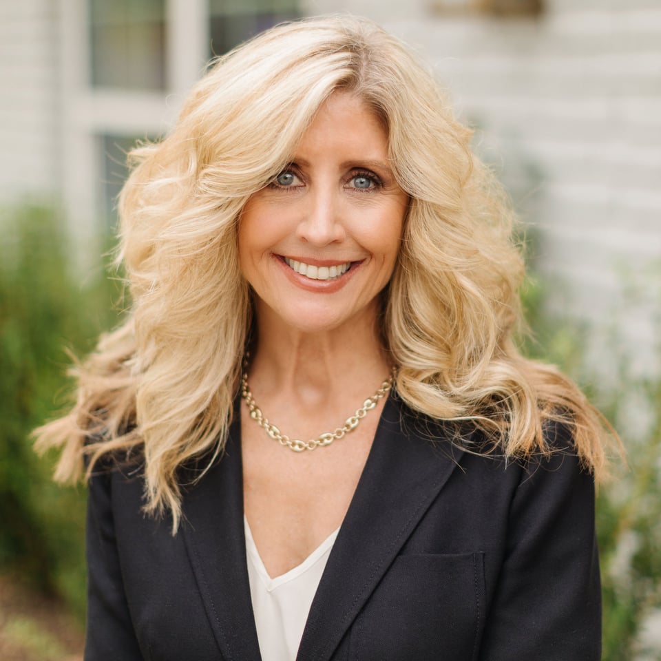 Tracy Childress | AG Real Estate & Associates - Agent