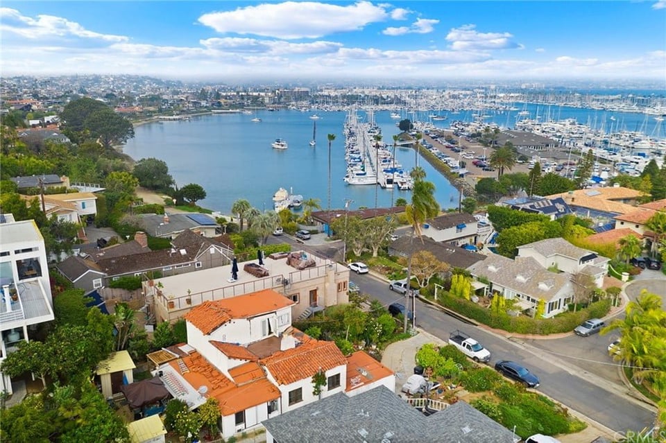 Neighborhood || Point Loma