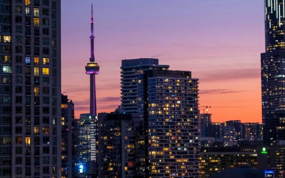 Top 5 Things to Do in Toronto at Night | Blog | Russell Robson