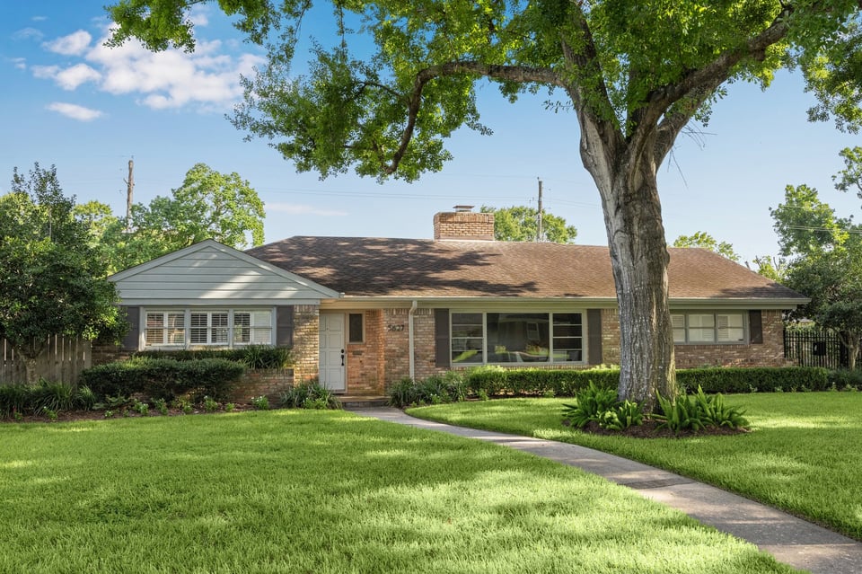 5627 Del Monte Drive | Walter Bering | Houston Real Estate Agents