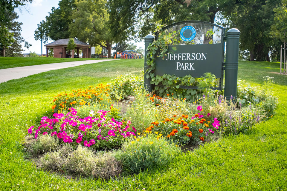 Explore Jefferson Park, CO Real Estate – Luxury Homes Await