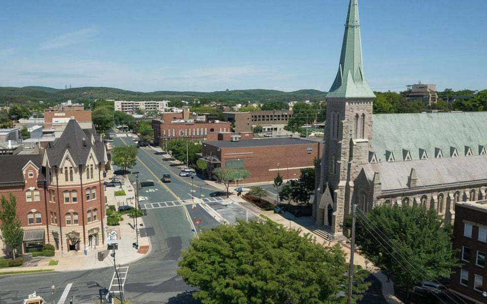 Danbury, CT | Community Guide | Higgins Group