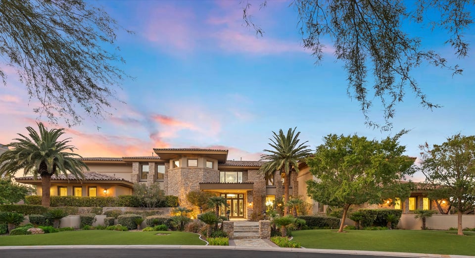 Selling Floyd Mayweather’s Las Vegas Estate | Inside a Celebrity Home Sale