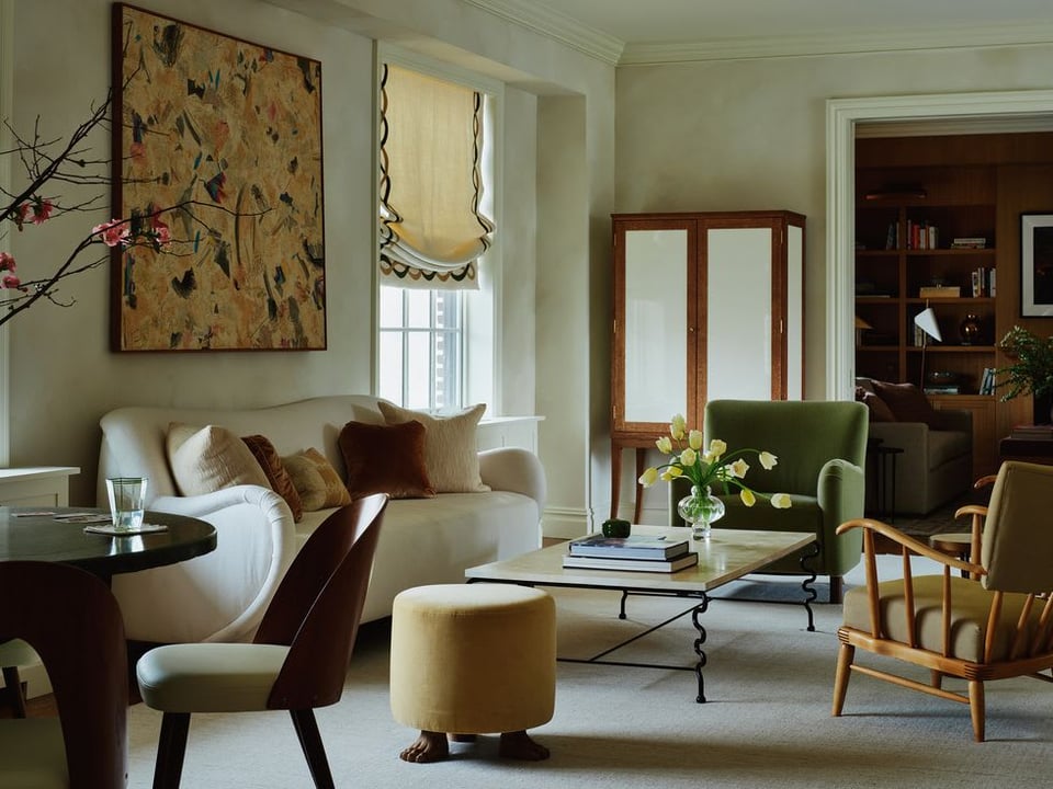 On Park Avenue, a Formerly Bare-bones Apartment Gets a Dramatic New ...