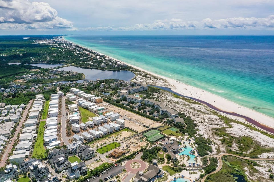 Prominence Neighborhood Guide | The Beach Group