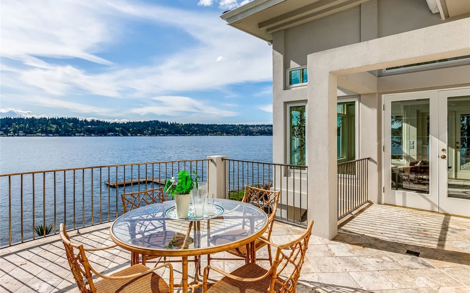 The Art of Creating Outdoor Living Spaces on Lake Sammamish | Blog ...