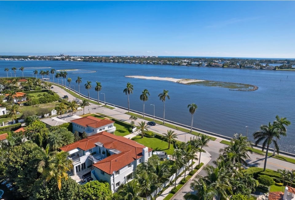 Discover El Cid | Neighborhood Guide | Mae Ferguson