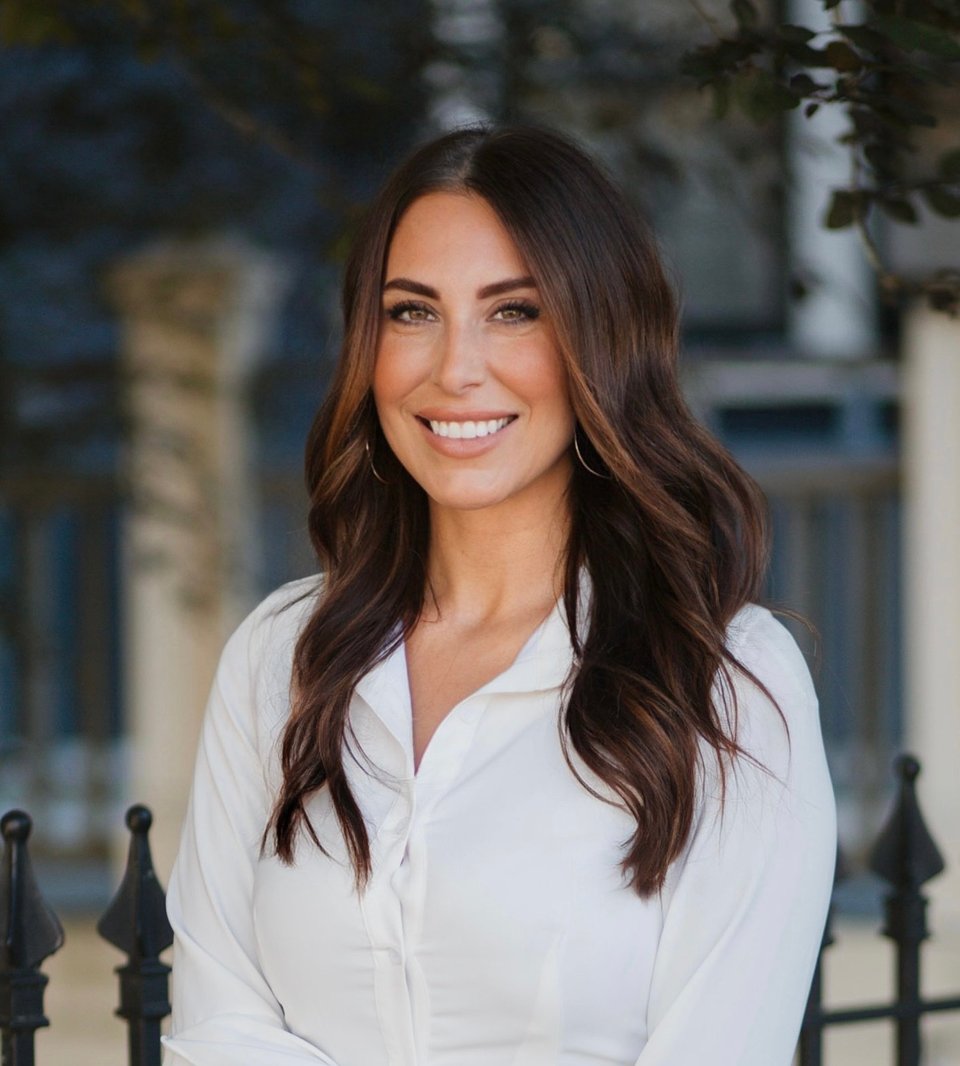 Meet Cami Mahon - Your Local Real Estate Broker