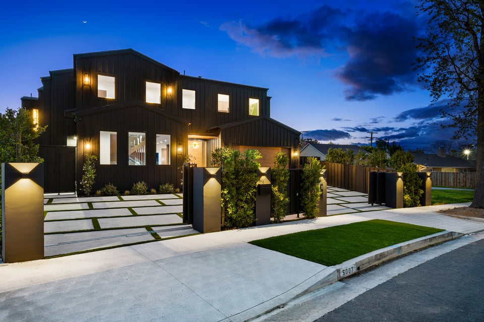 Top 7 Trends in Luxury Home Design for 2025 | Thornton Development Group