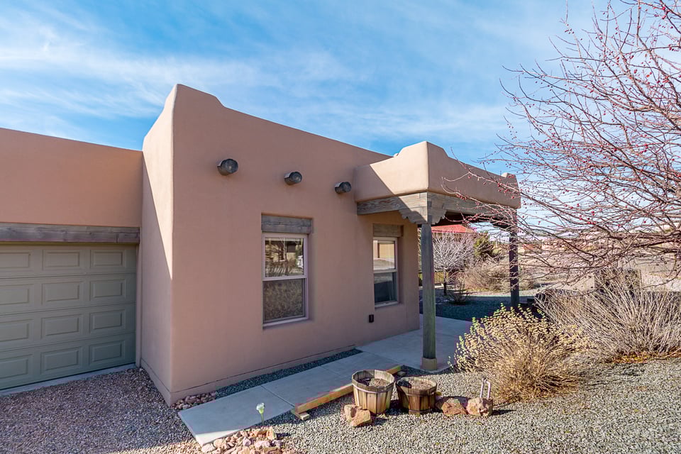 Nava Ade | Neighborhood Area Guide | Bunny Terry