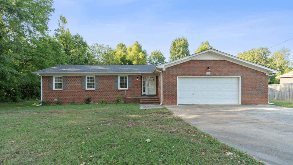 Room to Grow & $10K to Help You Get There 965 McKee Road | Toney, AL 35773