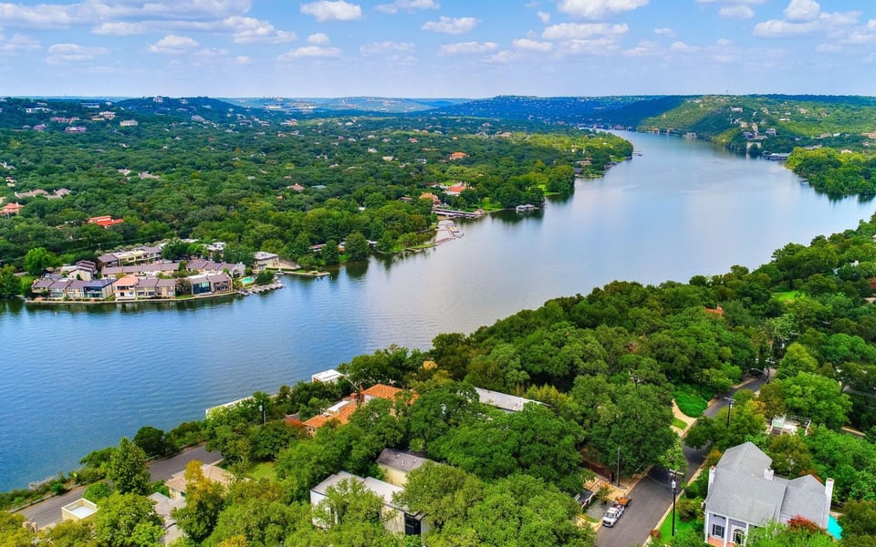 Lake Austin Waterfront | Neighborhood Guide | Darin Walker