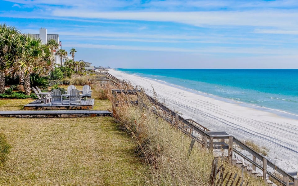 Barefoot Beach | Neighborhood Guide | Ryan Batey