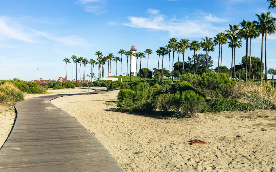 Long Beach | Community Guide | Armando Aguilar