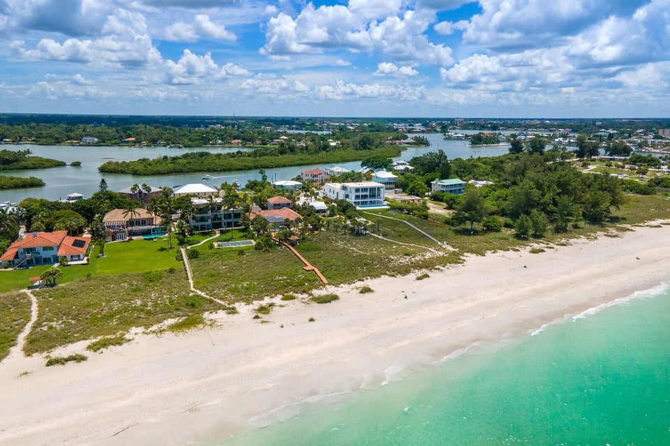 Casey Key Real Estate: Explore Luxury Waterfront Homes