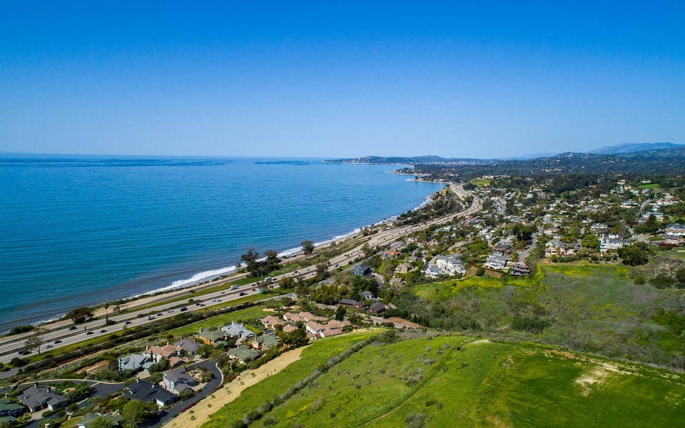 Summerland | Neighborhood | Pippa Davis & Brian Goldsworthy